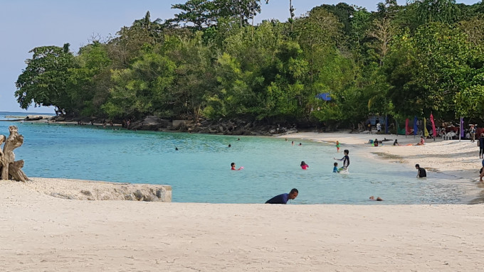 Isla Reta Beach Resort ₱200 @ Island Garden City Samal, Davao Del Norte ...