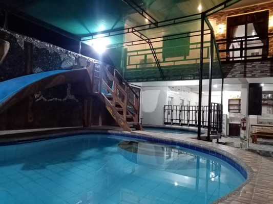 Genelin's Private Pool Resort ₱6,000 @ Calamba, Laguna | PH.vacations