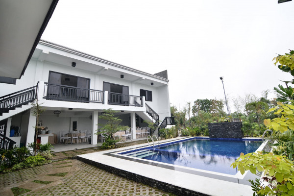 Paseo De Bañadero ₱10,000 @ Calamba, Laguna | PH.vacations