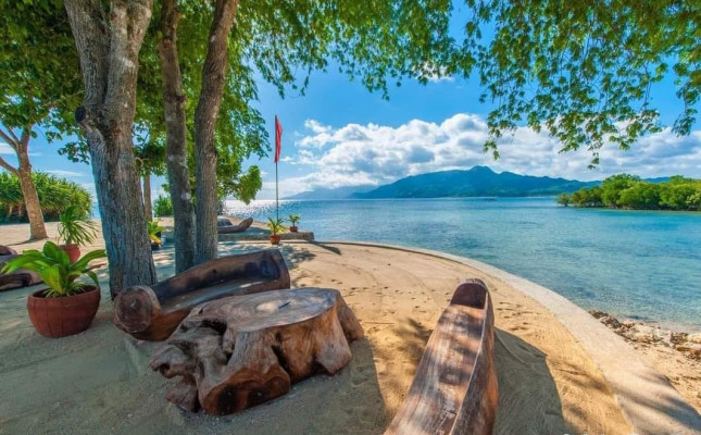 Triple R Beach House ₱30,000 @ Batangas, Batangas | PH.vacations