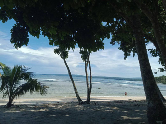 Villa Mabiga Beach Resort ₱400 @ Caraga, Davao Oriental | PH.vacations