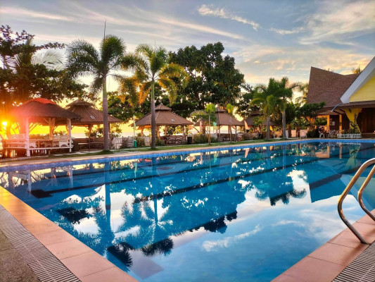 ORR BEACH Resort ₱500 @ Hamtic, Antique | PH.vacations