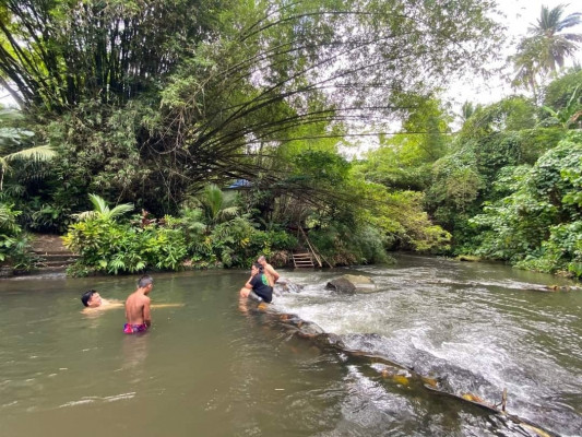 Amil's Campsite ₱50 @ Calauan, Laguna | PH.vacations