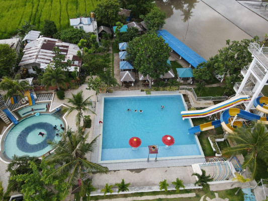 Grand Marino Farm Resort ₱2,500 @ Capiz, Panay, Philippines | PH.vacations