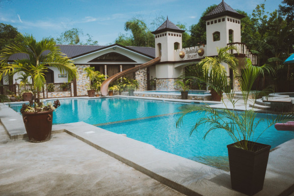 Bella Vista Resort La Union ₱500 @ Naguilian, La Union | PH.vacations