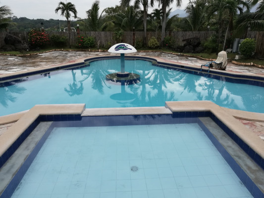 The Waterfront Beach Resort ₱1,300 @ Morong, Bataan | PH.vacations