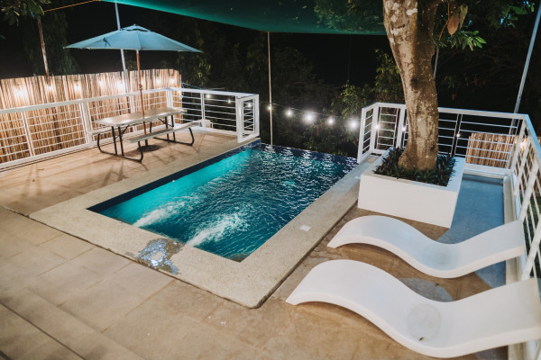 VILLA AMIHAN RESORT ₱12,000 @ Tanauan, Batangas | PH.vacations