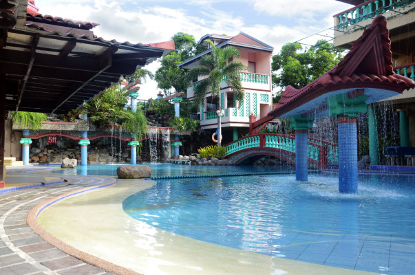 Cariño Resort ₱170 @ Valenzuela, Metro Manila, Philippines | PH.vacations