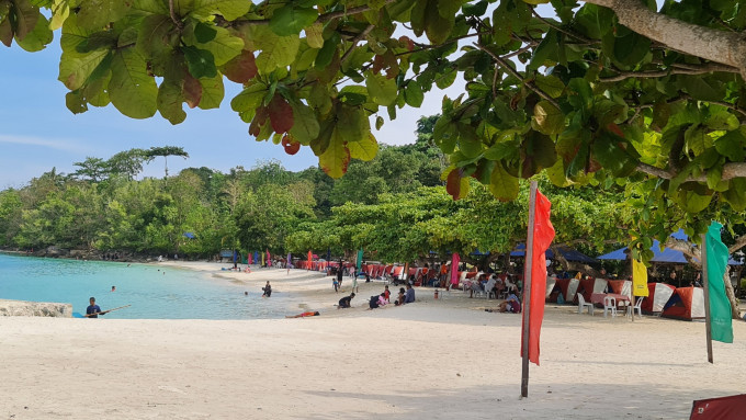 Isla Reta Beach Resort ₱200 @ Island Garden City Samal, Davao Del Norte ...