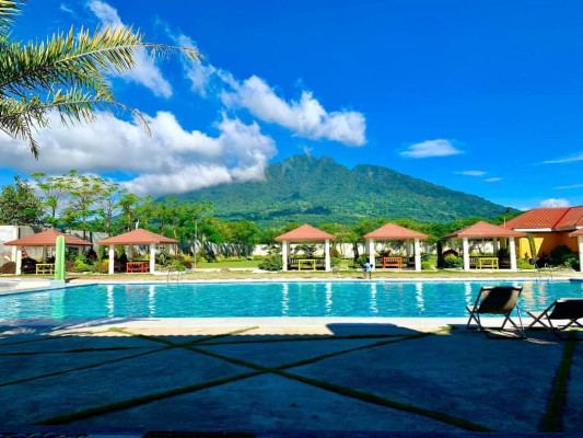 Alaya Garden Resort & Hotel ₱300 @ Arayat, Pampanga | PH.vacations
