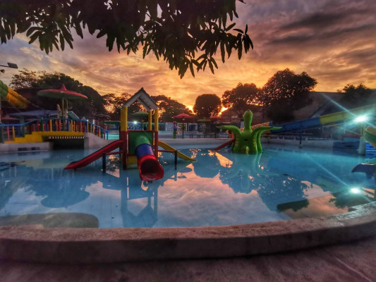 The North Riverside Resort And Leisure Park ₱400 @ Meycauayan, Bulacan ...